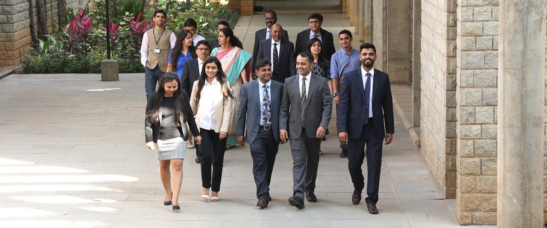 Degree-Granting Programmes and Certificate Programme | IIM Bangalore