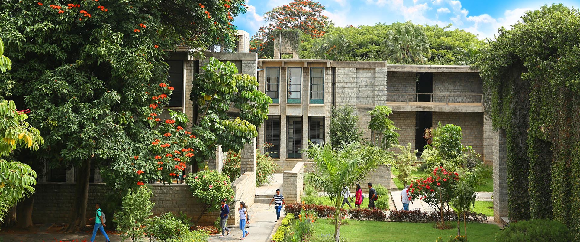 Global Post Graduate Programme in Management | IIM Bangalore